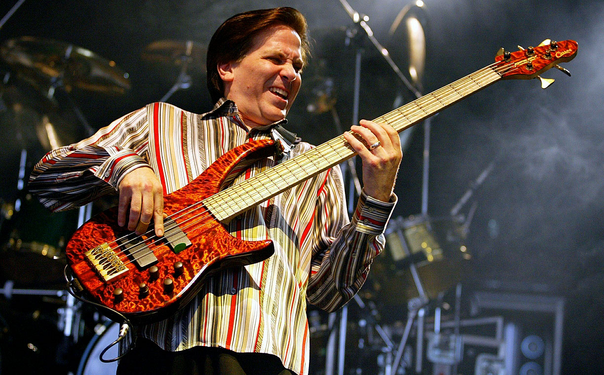 Mike Porcaro, bajista de Toto, falleció a los 59 años — Radio Concierto ...