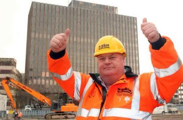 Alcalde grabado inhalando en un baño y su maravillosa explicación El ...