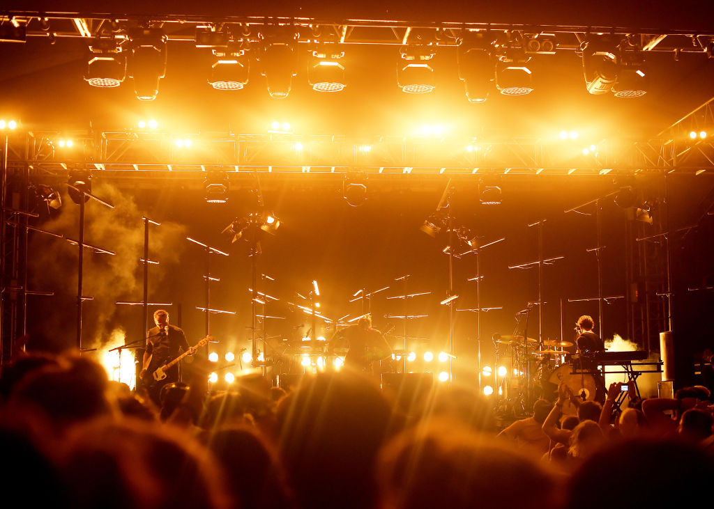 La ciencia lo dice: ir a conciertos te hace más feliz — Radio Concierto ...