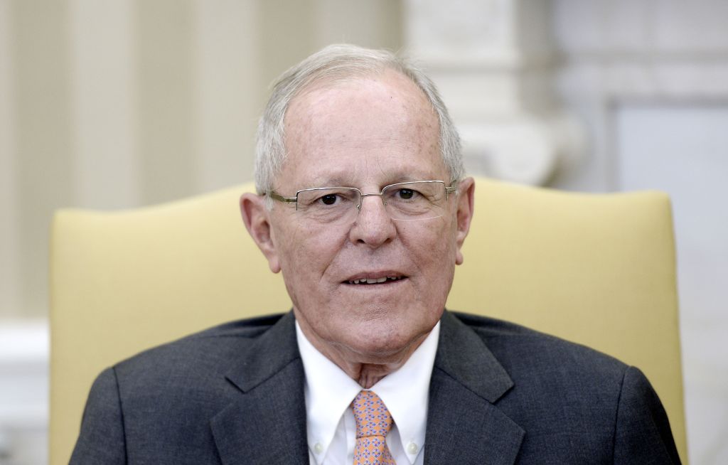 Pedro Pablo Kuczynski renunció a la presidencia de Perú — Radio ...