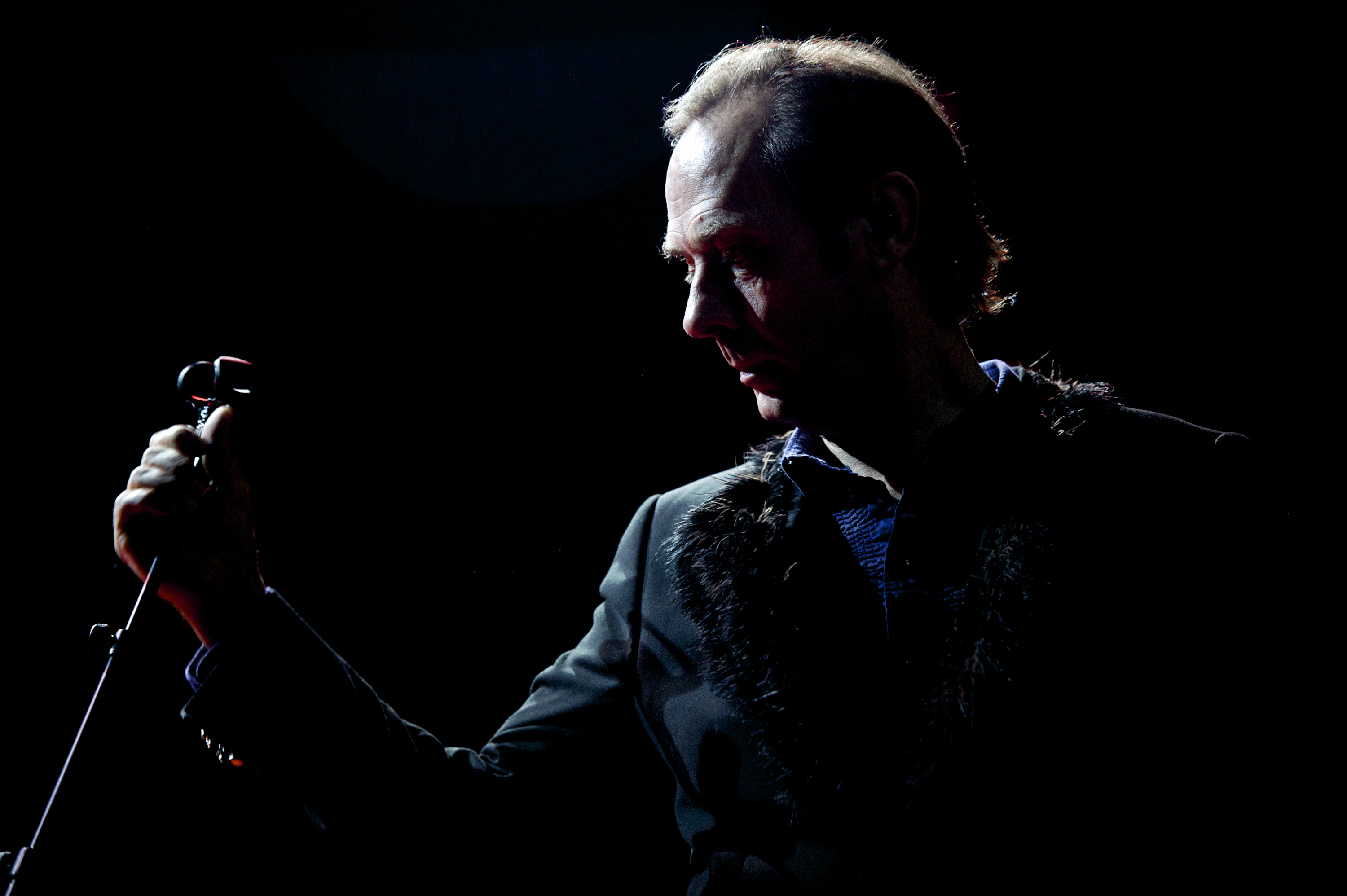 Lanzarán box set con cinco discos de Peter Murphy — Radio Concierto Chile