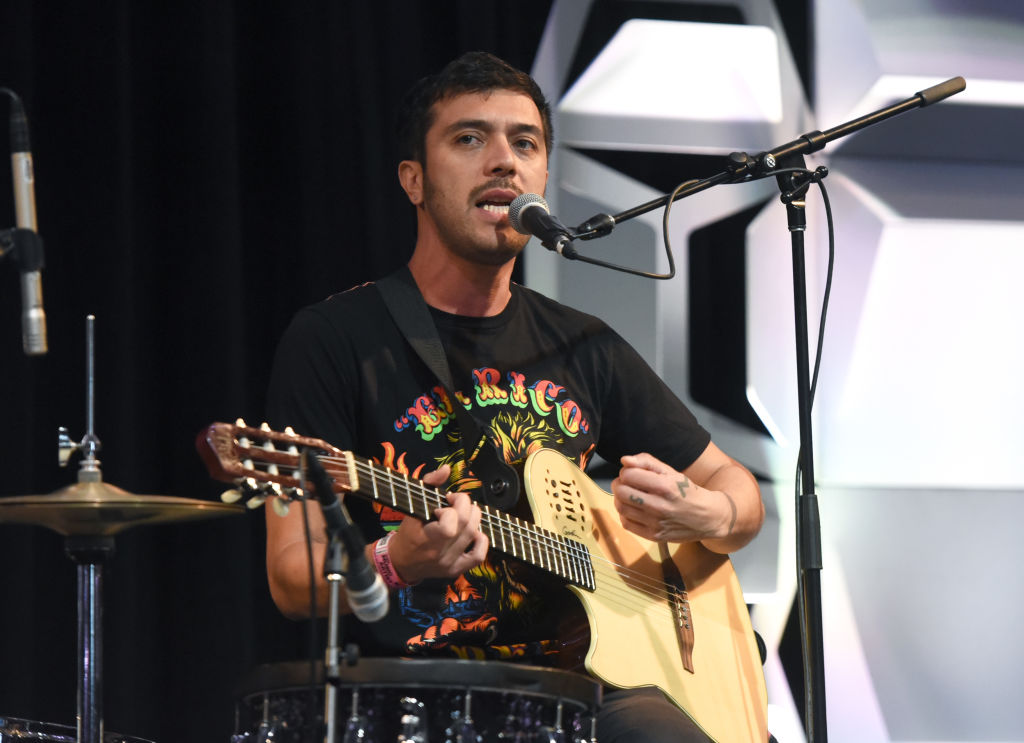 Escucha el segundo single del nuevo disco de Gepe, "Tu nombre" — Radio ...