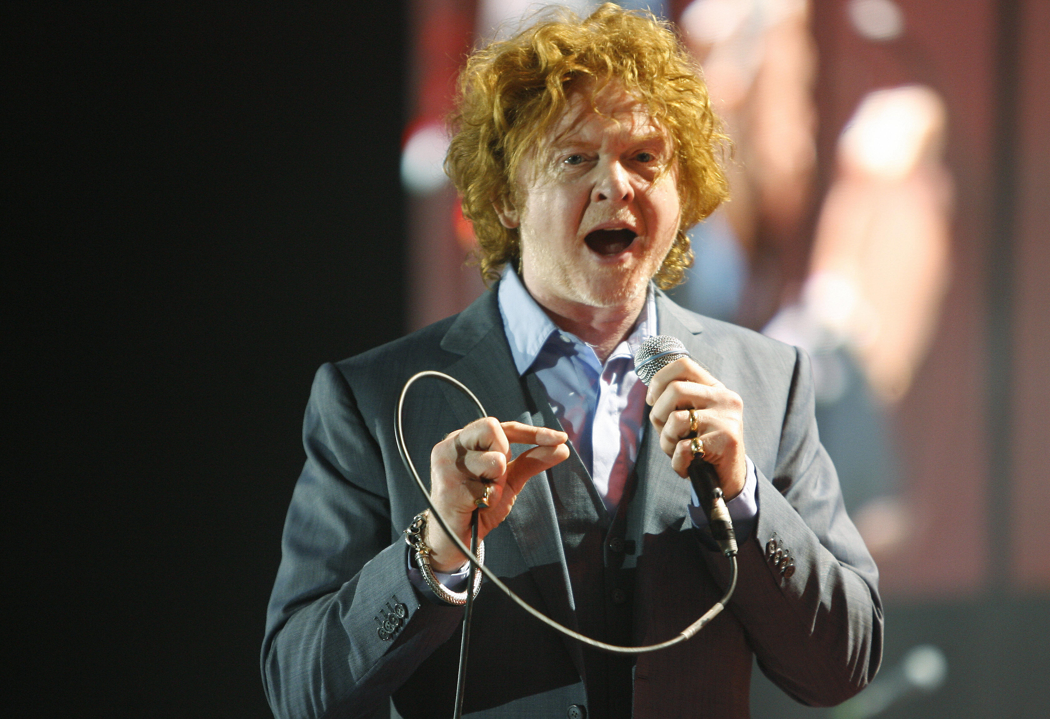 30 de septiembre: Simply Red conquistó el Reino Unido con "Fairground ...