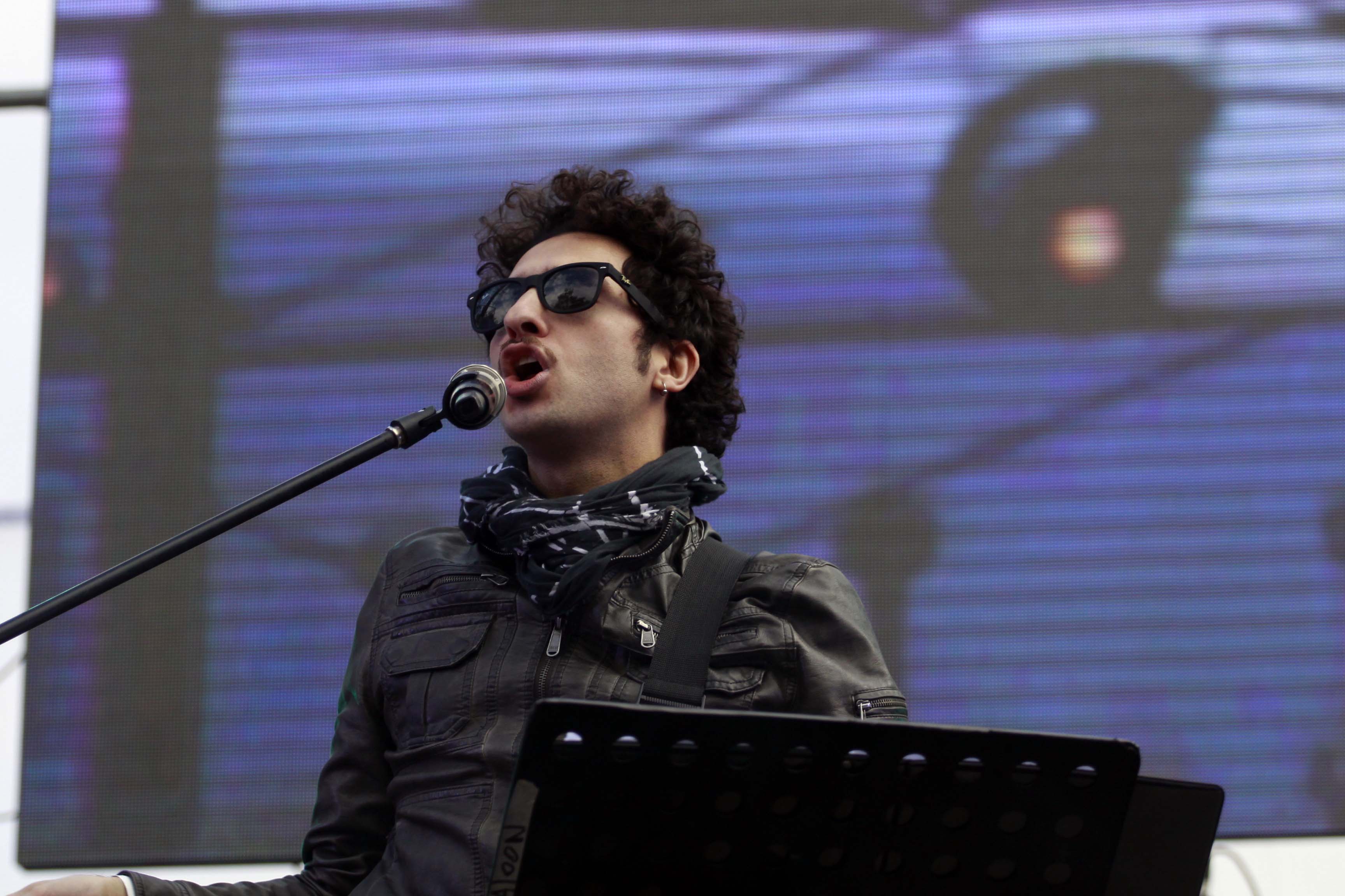 Lanzamiento del álbum Corazón Imperial de Piero Duhar — Radio Concierto ...