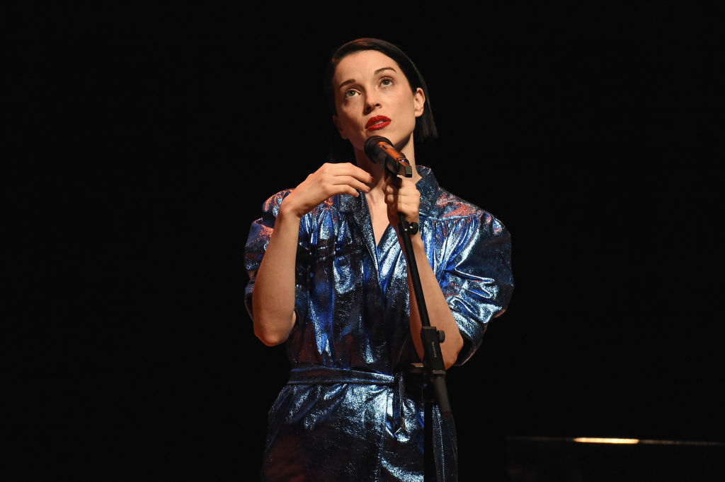 St Vincent relanzará su último álbum en versión piano: MassEducation ...