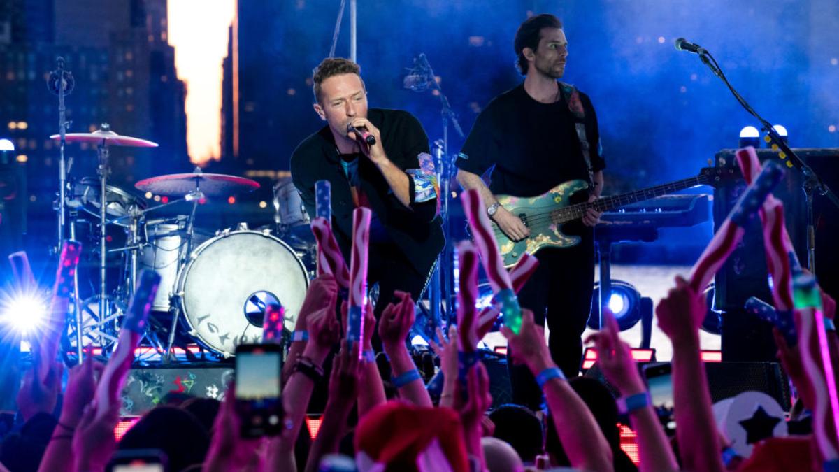 Coldplay emprende un camino progresivo con su nuevo tema "Coloratura ...