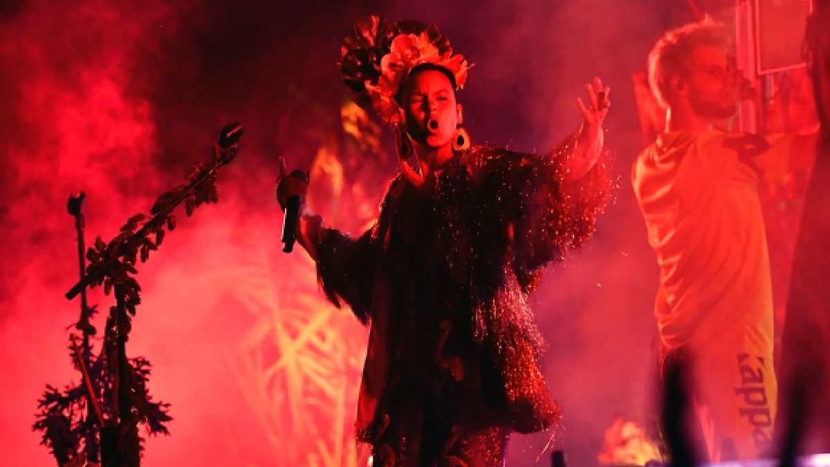 Bomba Estéreo lanza video para "Como lo pedí" — Radio Concierto Chile