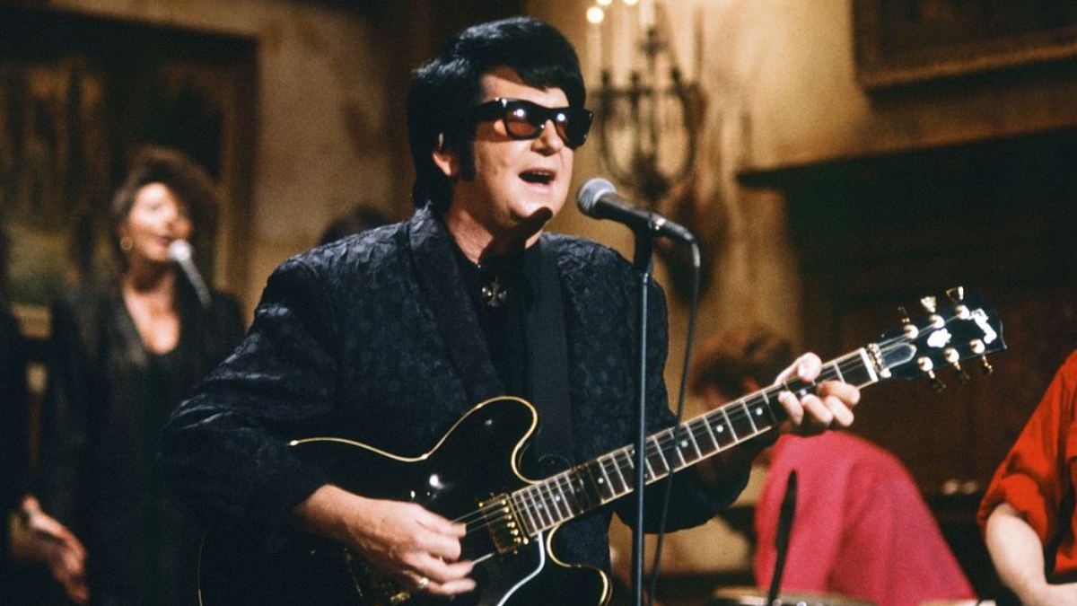 Hace 35 años, Roy Orbison logró un número 1 póstumo en Reino Unido ...
