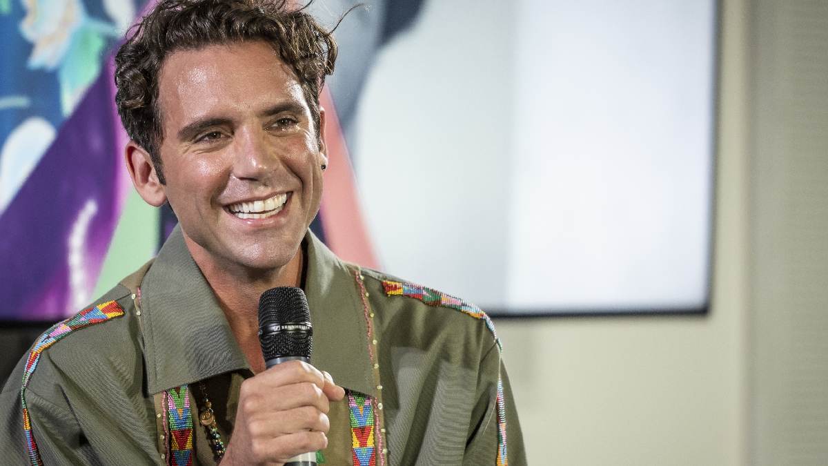 MIKA regresa con nuevo sencillo: YO YO — Radio Concierto Chile