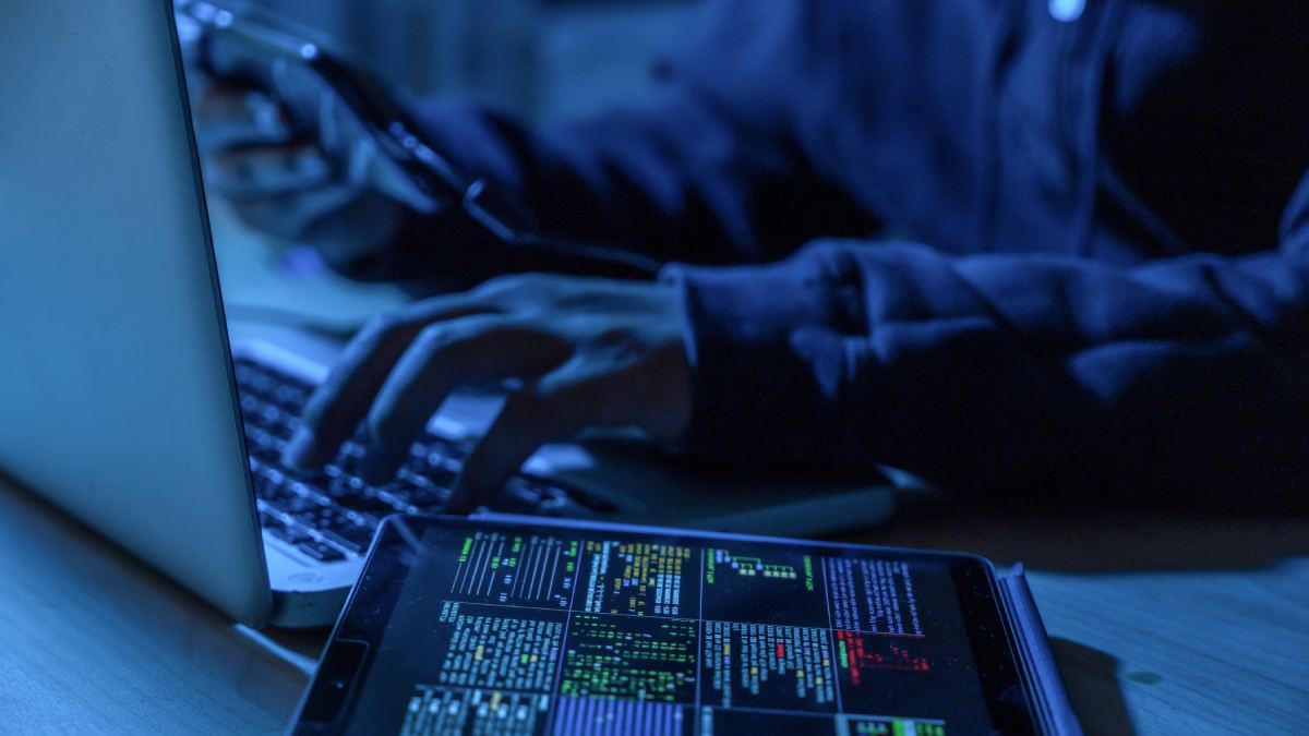 Gobierno emite alerta de seguridad de Estado por hackeo a base de datos ...