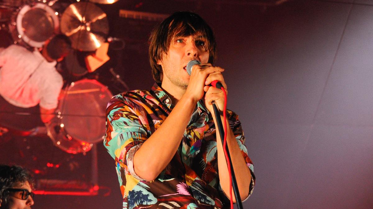 Phoenix anunció su nuevo disco y estrenó single — Radio Concierto Chile