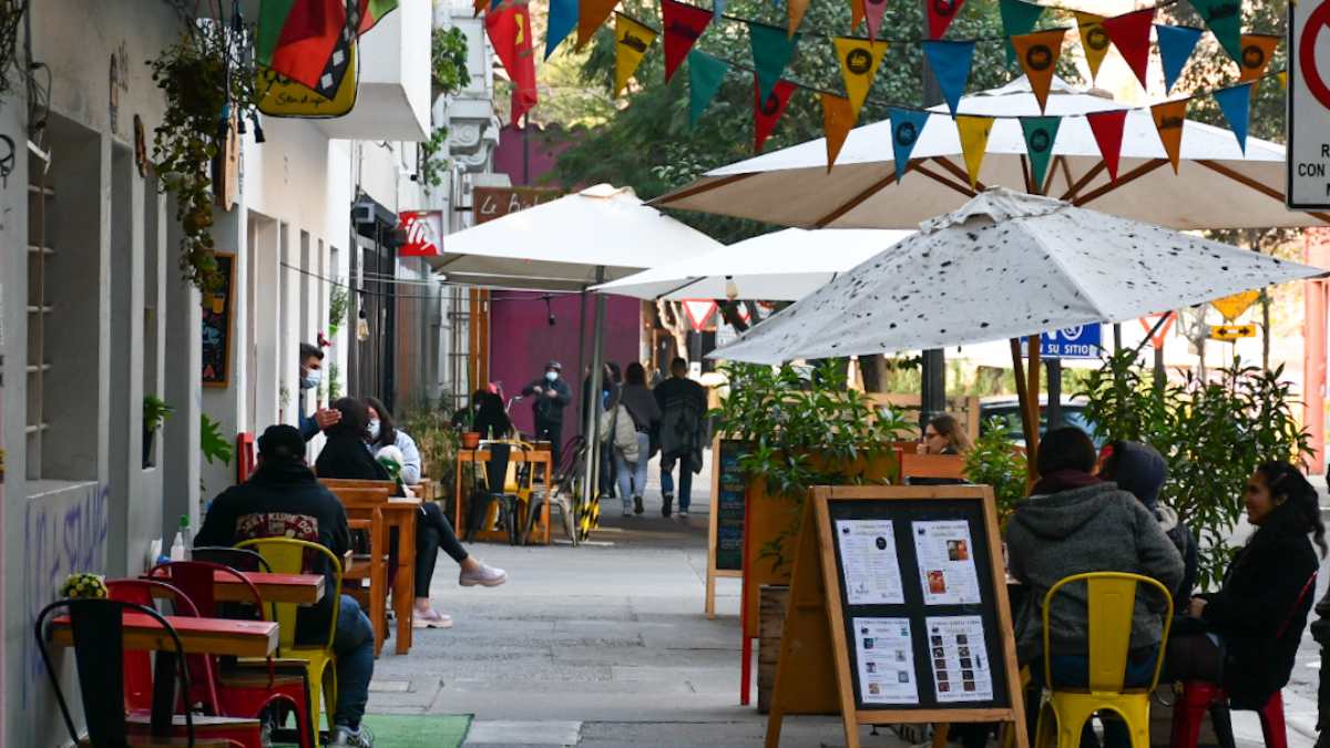 Locatarios del Barrio Lastarria sobre 18-O: "Las ayudas han sido ...