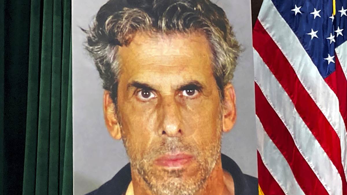 Productor de popular sitcom es acusado de cometer 18 delitos de abuso ...