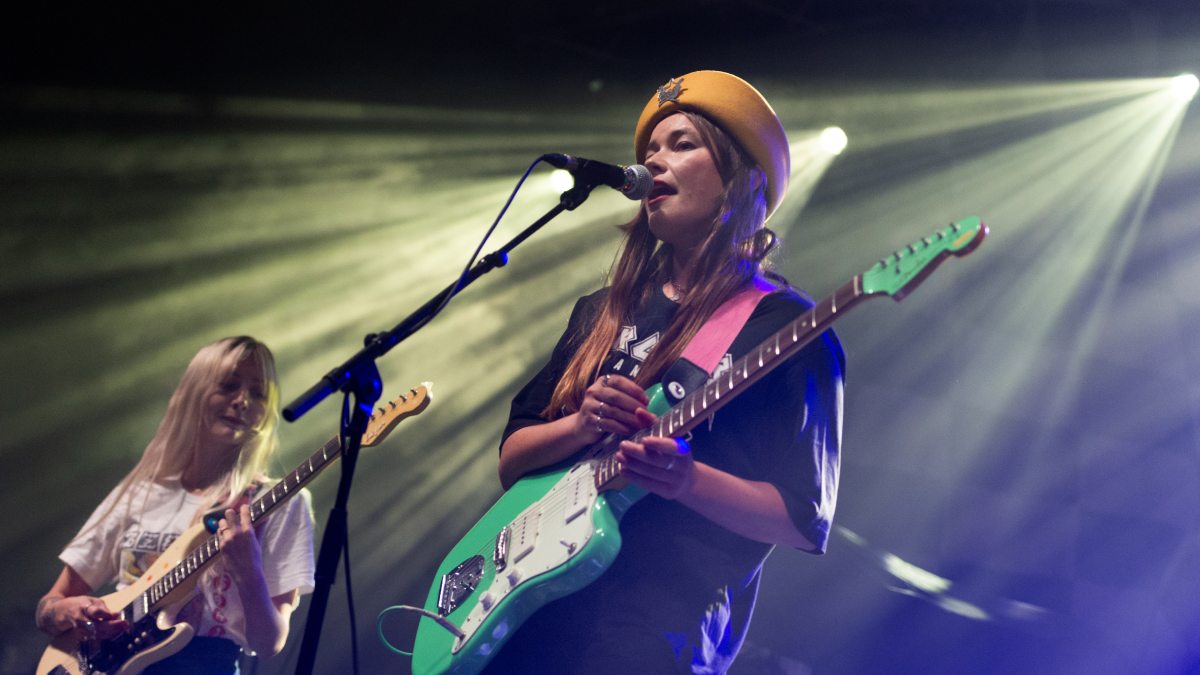 Wet Leg entrega adelanto sobre su próximo álbum — Radio Concierto Chile