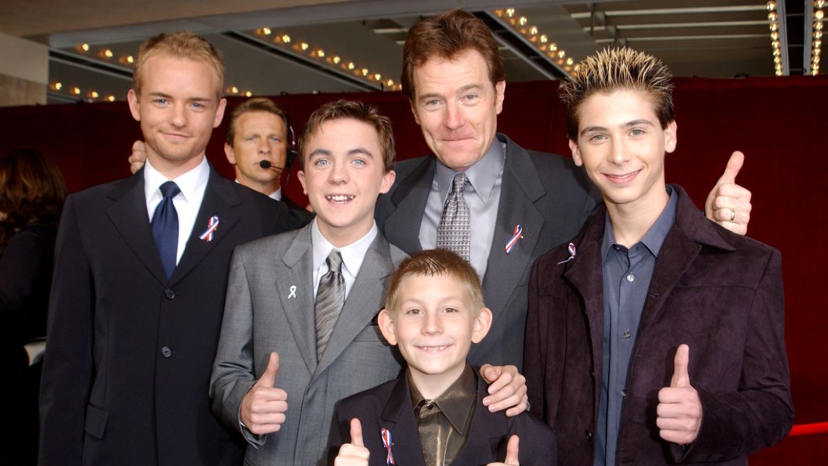 Bryan Cranston estaría escribiendo el reboot de "Malcolm" — Radio ...