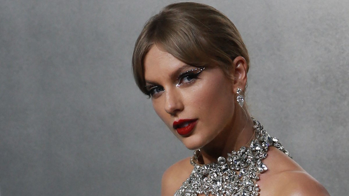 Taylor Swift: 33 años cumple la cantautora estadounidense — Radio ... Taylor Swift: 33 años cumple la cantautora estadounidense — Radio ...