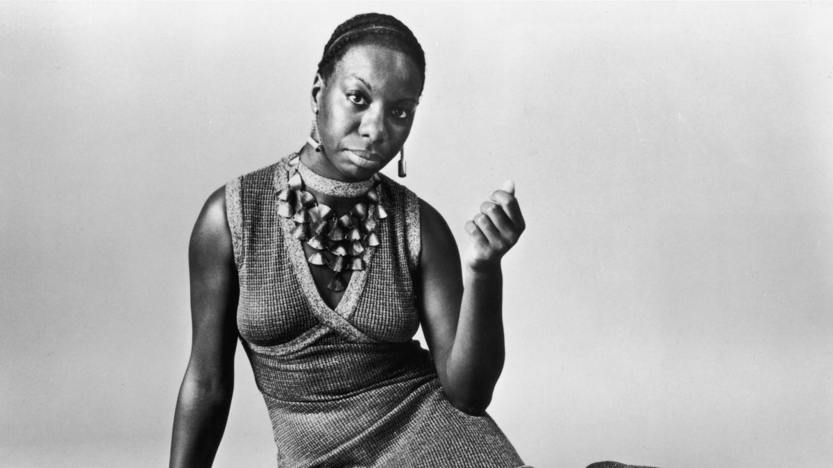 Nina Simone: 92 años de la Suma Sacerdotisa del Soul, voz indomable de la música y la lucha por ...