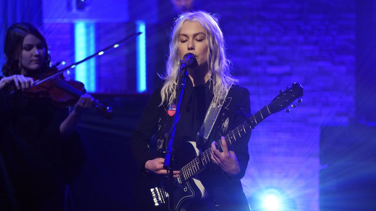 Boygenius lanza nuevo single y videoclip: "Not Strong Enough" — Radio ...