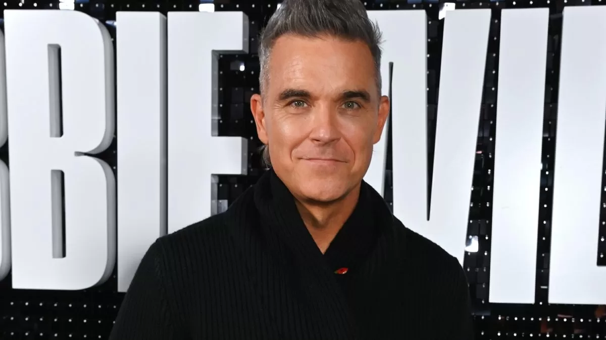 50 años cumple Robbie Williams, el icónico cantante y compositor ...