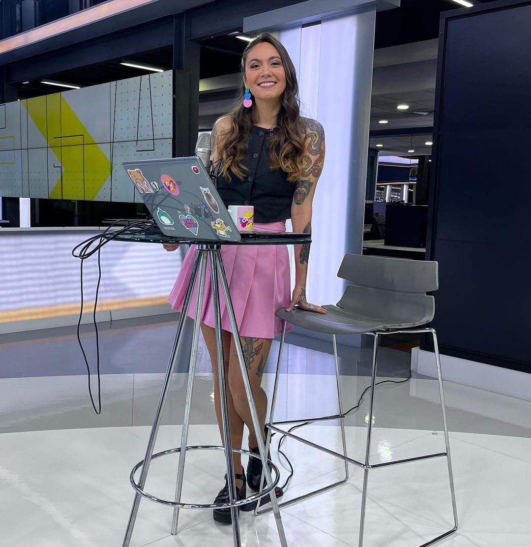 Reconocida periodista de Mega confirma su salida del canal con emotivo ...