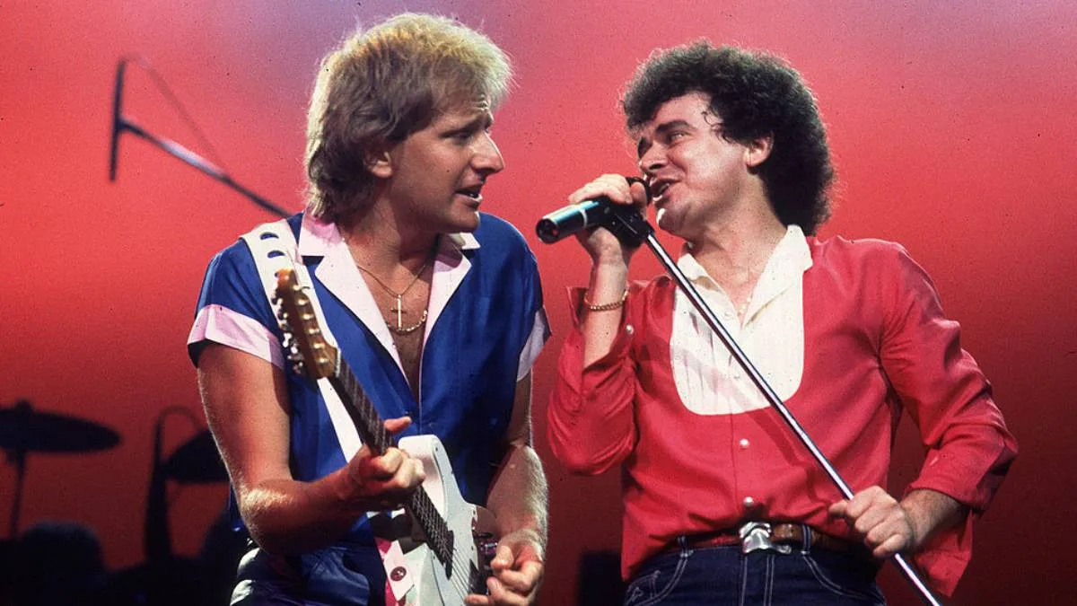 "All Out of Love": La historia del dúo Air Supply irá a la pantalla ...