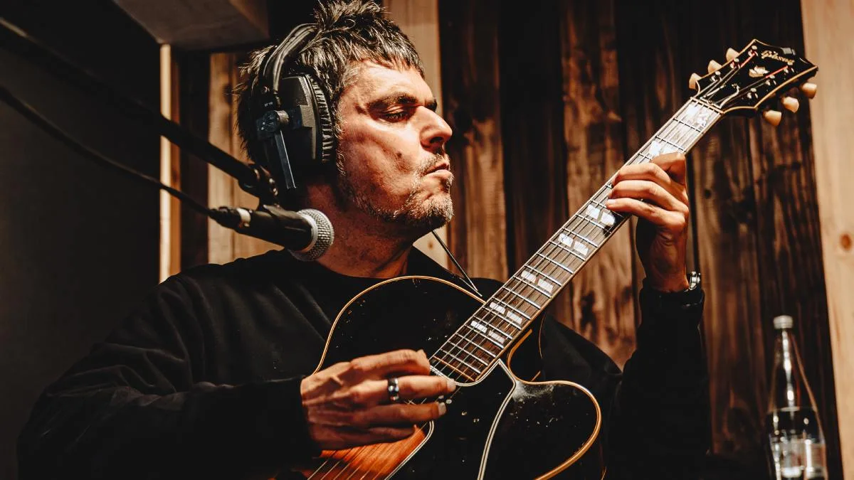 "Tiene una fuerte invocación a mis ancestros": Ángel Parra lanza su ...