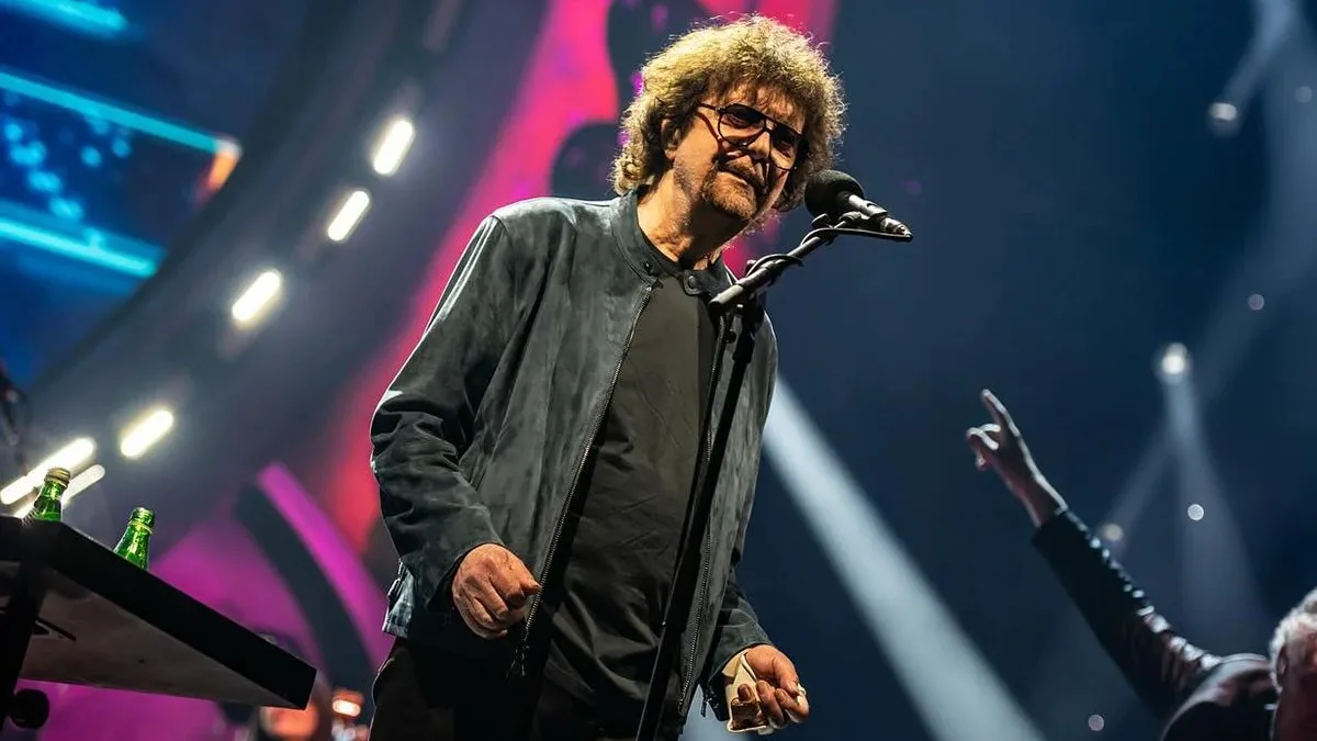 Jeff Lynne lidera la gira final de ELO con la mano rota: "Nada me ...