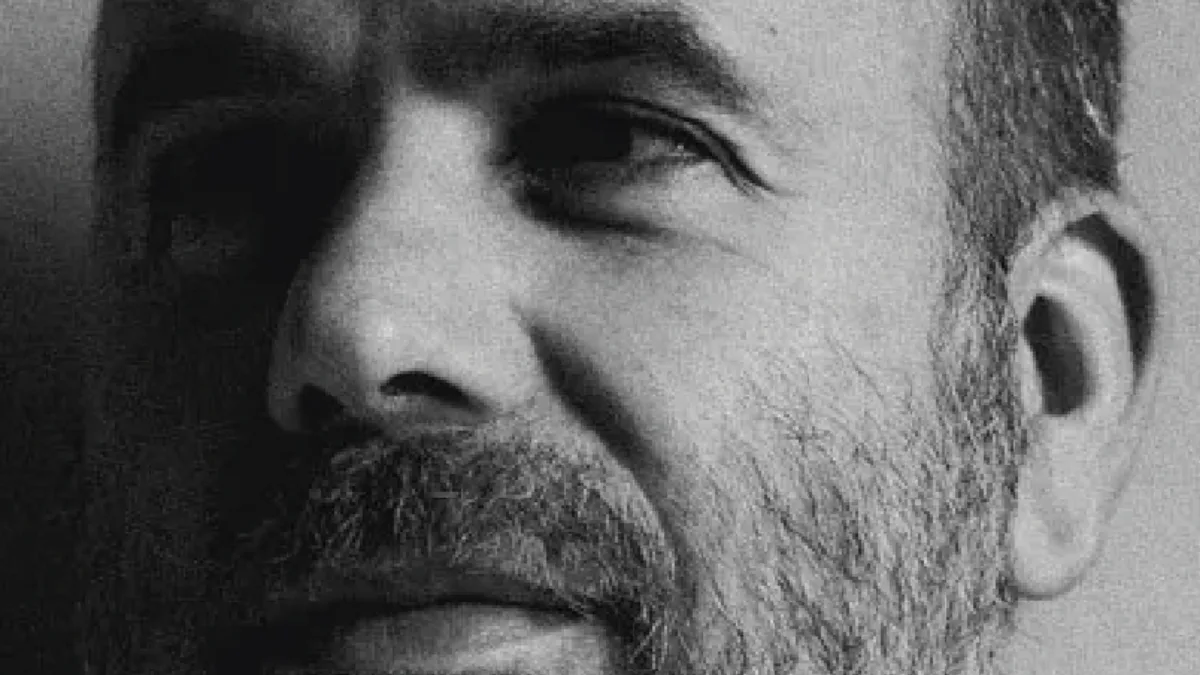 Encuentro literario imperdible: Javier Peña será entrevistado por Karen ...