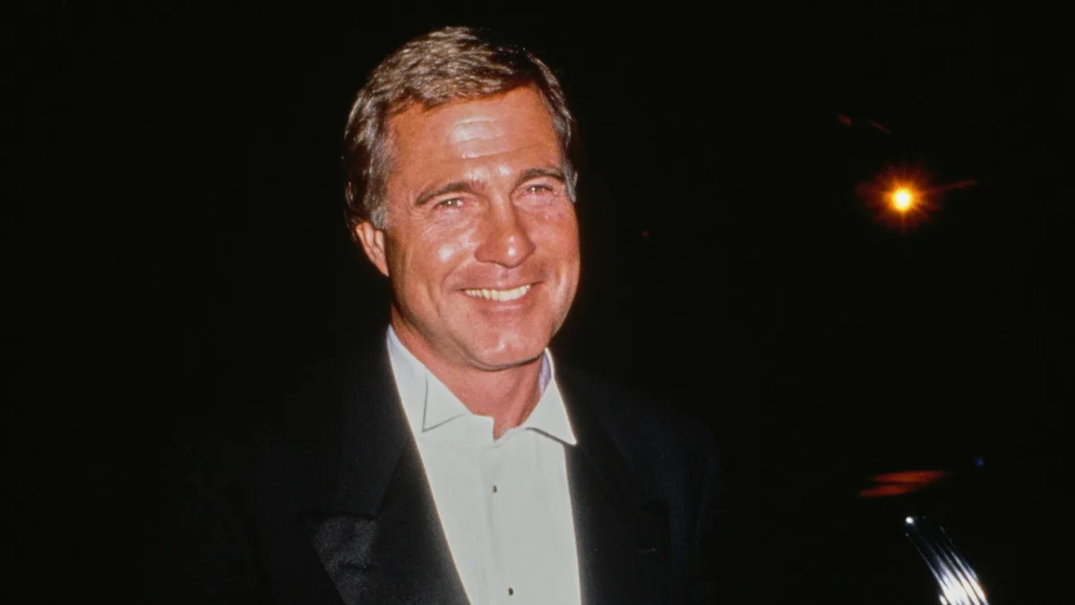 Fallece Gil Gerard, actor de ciencia ficción televisiva, a los 82 años ...