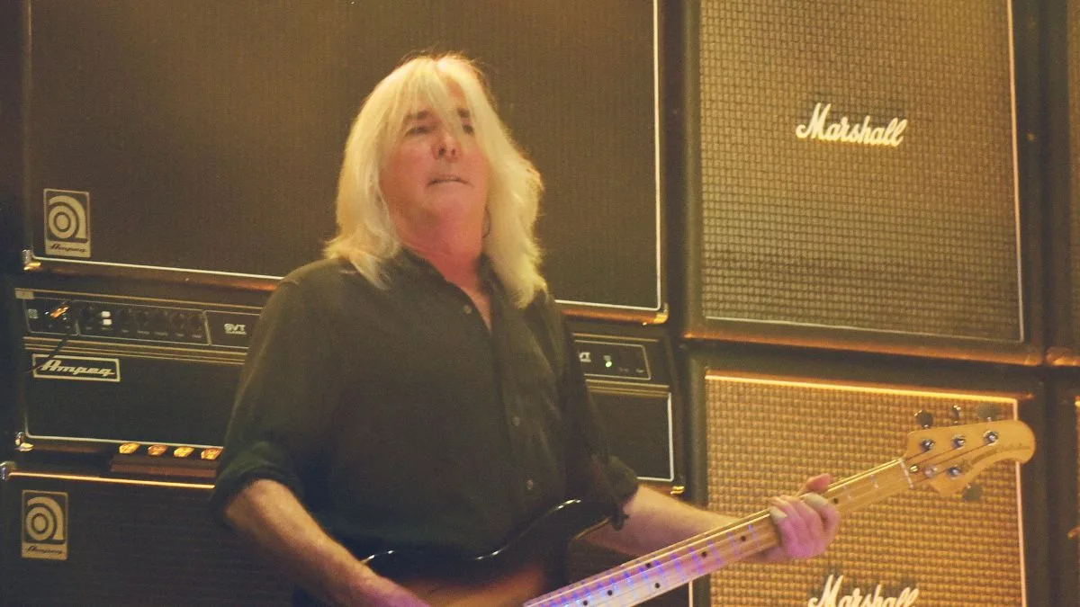 Cliff Williams y AC/DC: una leyenda del bajo eléctrico — Radio ...