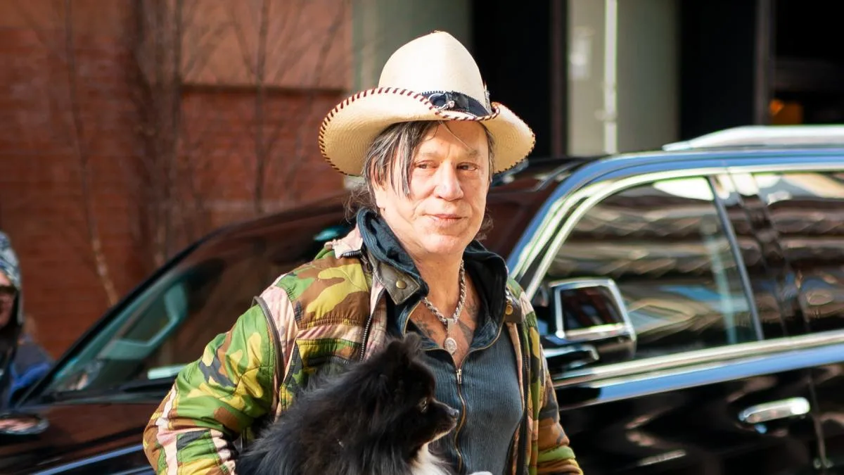 Mickey Rourke desmiente campaña de recaudación: "si necesitara dinero ...