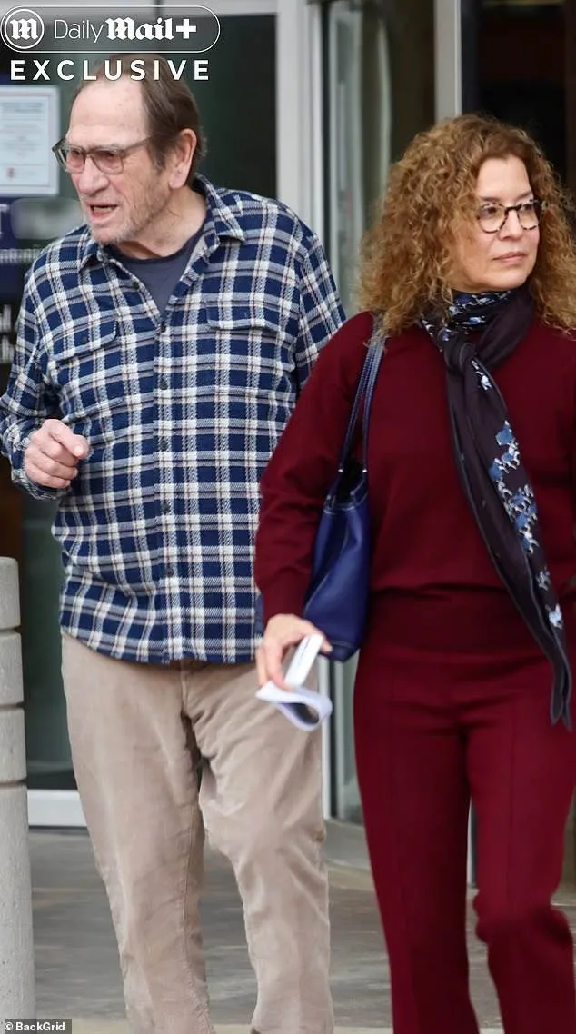 Alarma por la salud de Tommy Lee Jones: captan al actor tras la trágica ...