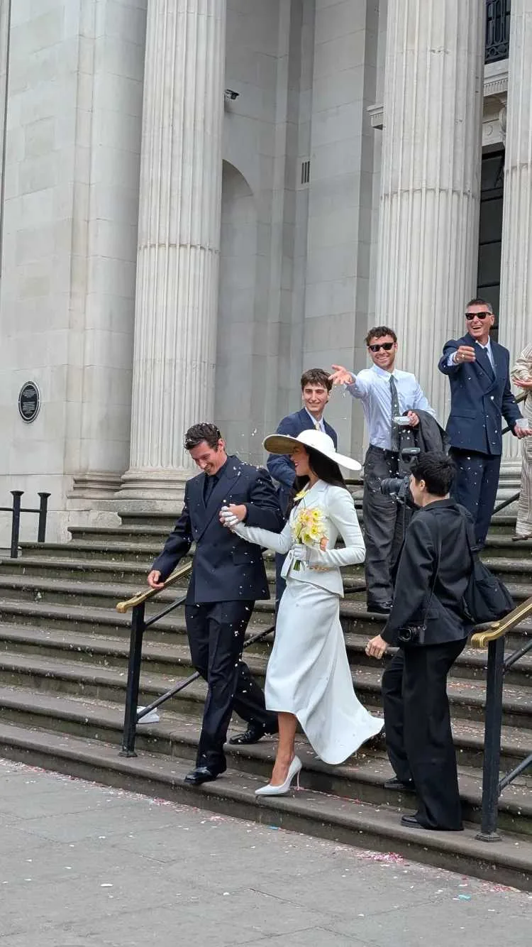 Dua Lipa se casó: así fue la íntima boda con Callum Turner antes de una ...